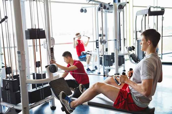 Tirage horizontal : amplifiez l'engagement des grands dorsaux