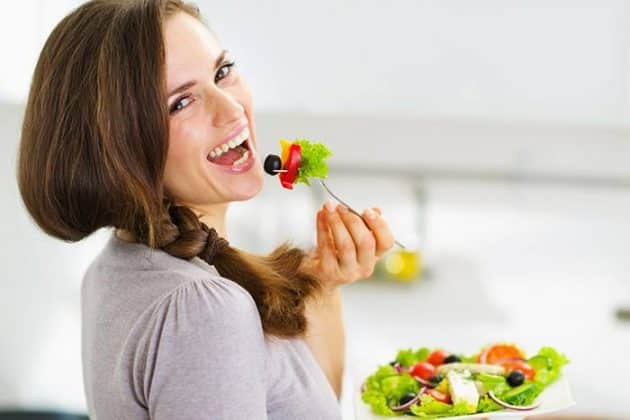 Comment être Mince et en bonne Santé ? Mangez doucement